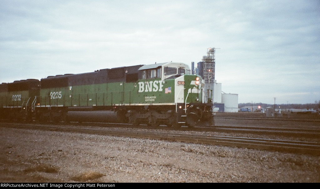 BNSF 9235
